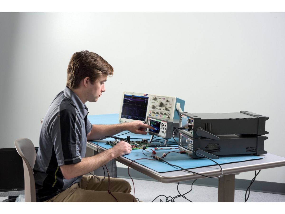 Tektronix Osiloskoplar Için Tekbench™ Kontrol Yazılımı Netes Mühendislik