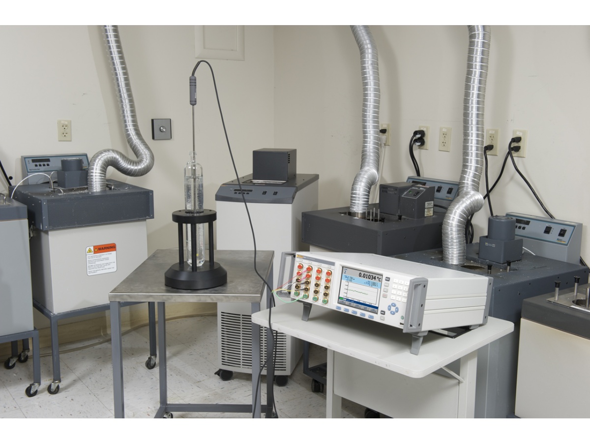 Fluke Calibration 1594A Süper Termometre - Netes Mühendislik
